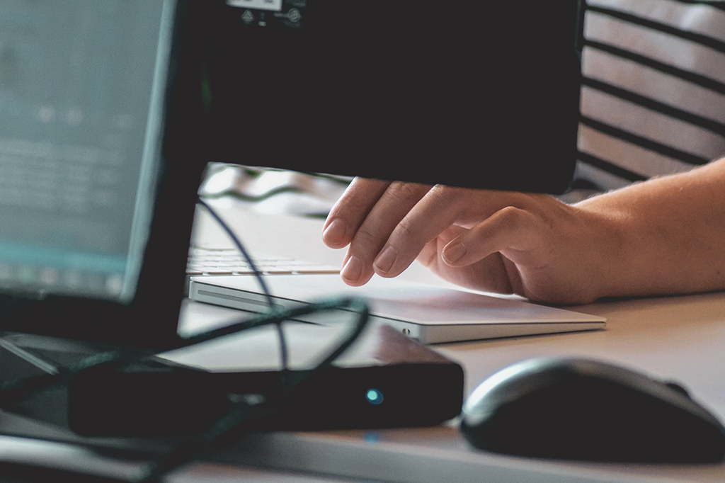 Conduct a Title Search to Ensure the Smooth Transfer of Property - Ligris